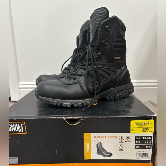 Magnum | Shoes | Mens Magnum Leather Workcombat Boots Size 5 Only Worn ...